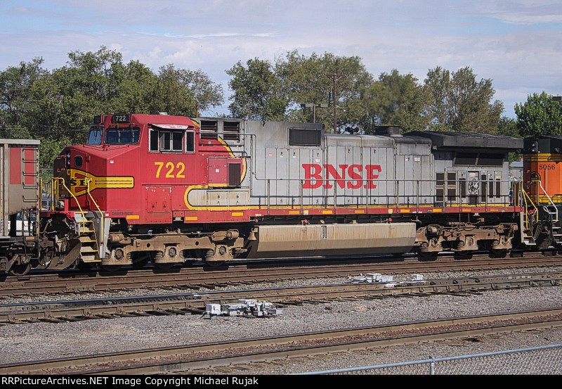BNSF 722